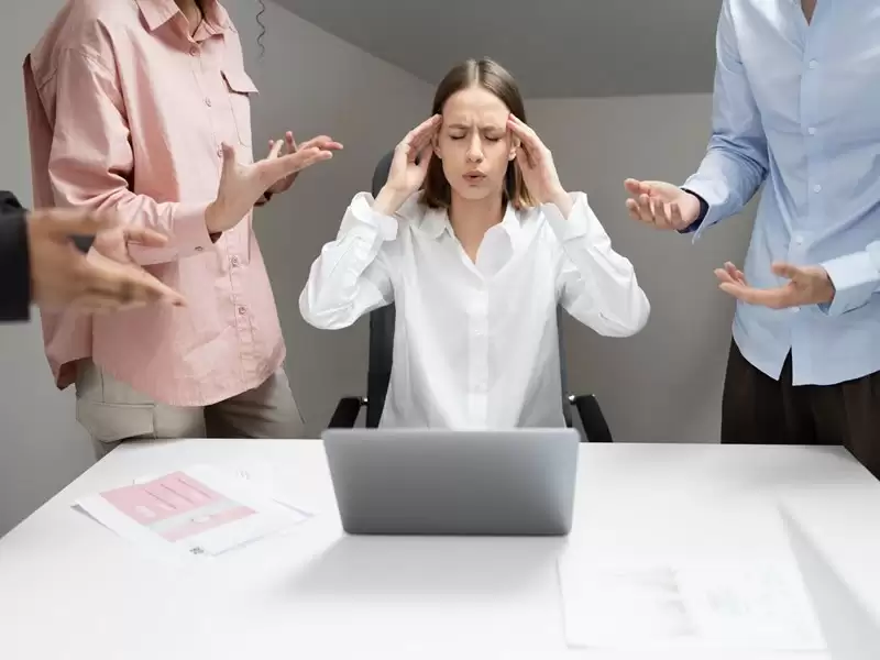 Feeling Psychologically Unsafe at Work: Warning Signs and How to ...