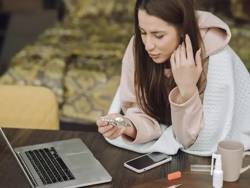 How to Call in Sick: Professional Examples, Tips, and What to Say ...